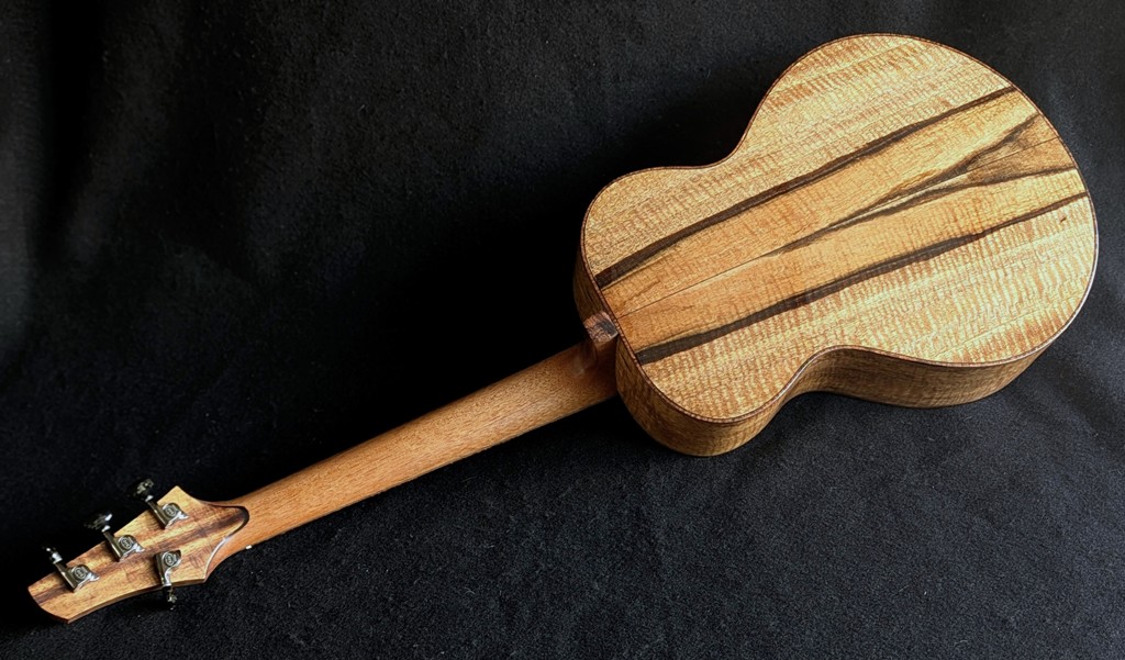 Curly Mango Baritone Ukulele - Kimo Ukulele
